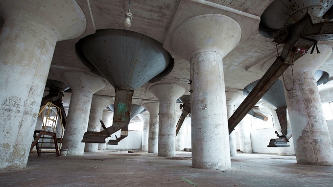 Siloed Dreams - School of Architecture and Planning-UB - University at ...